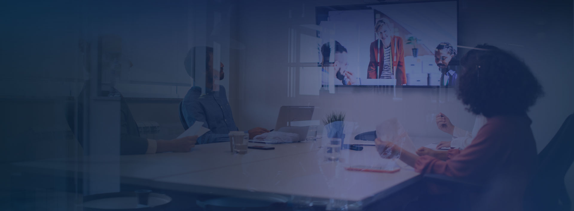 Meeting Insights - Captures and organizes all meeting-generated content ...